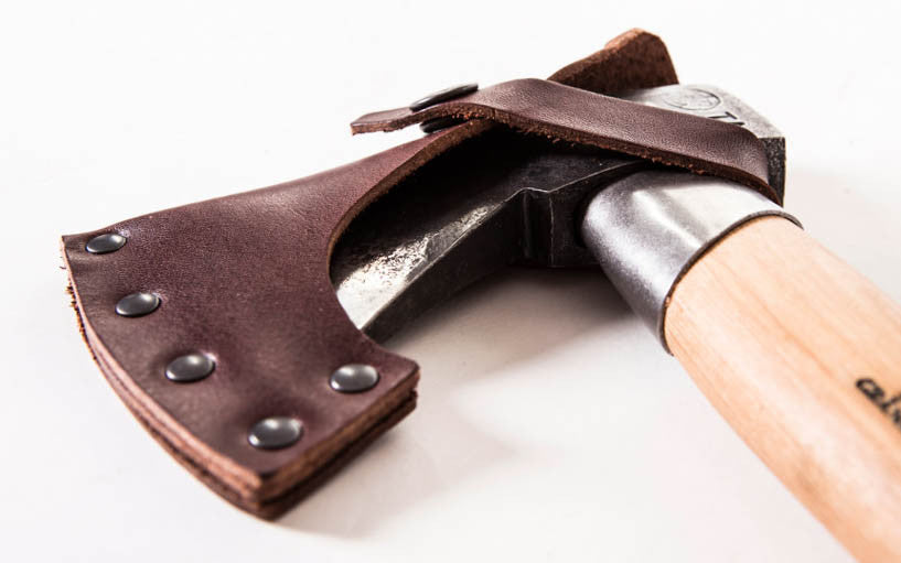 Gränsfors Bruk Outdoor Axe with Collar Guard ~ No. 425