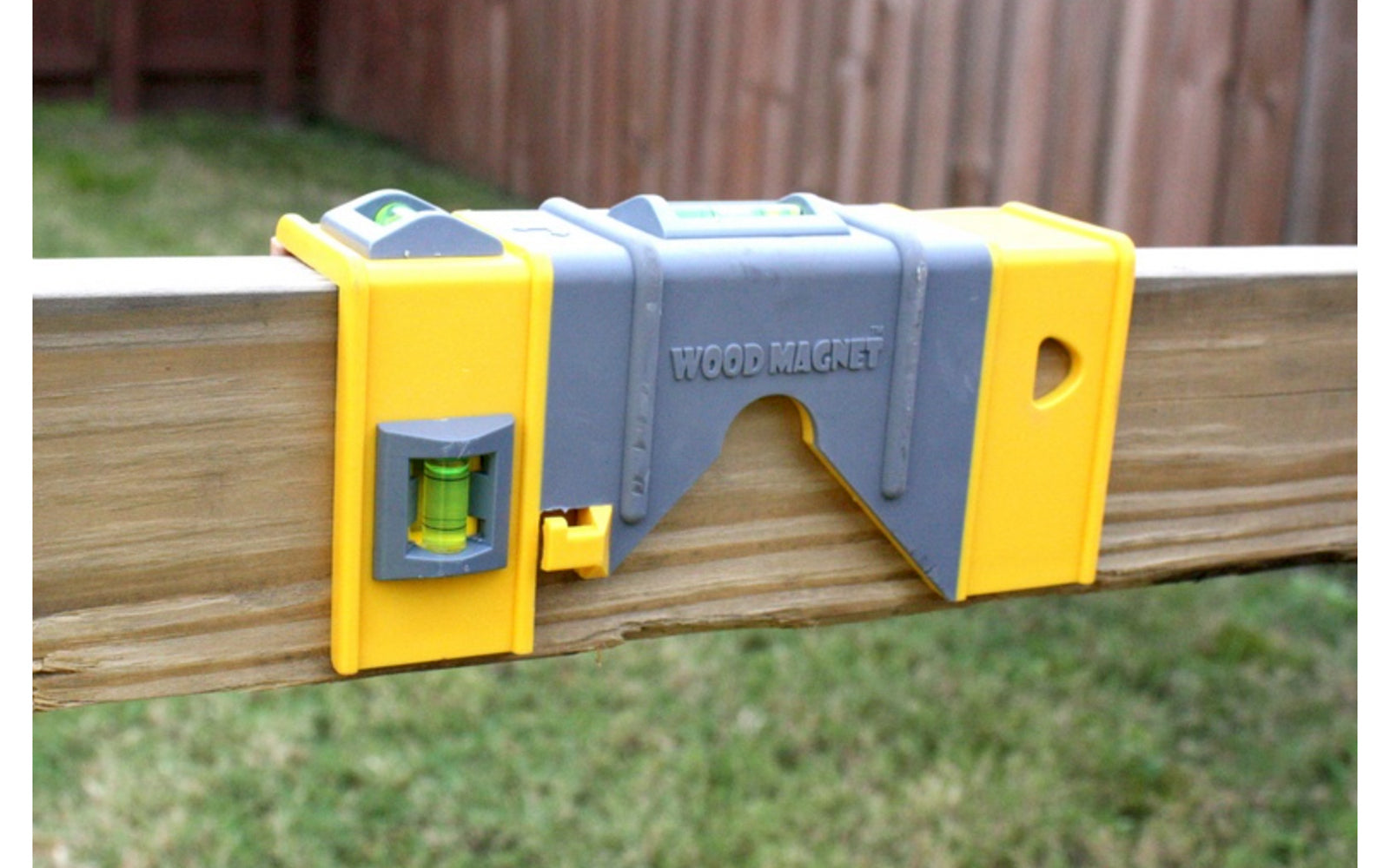 Swanson Wood Magnet Level – Hardwick & Sons